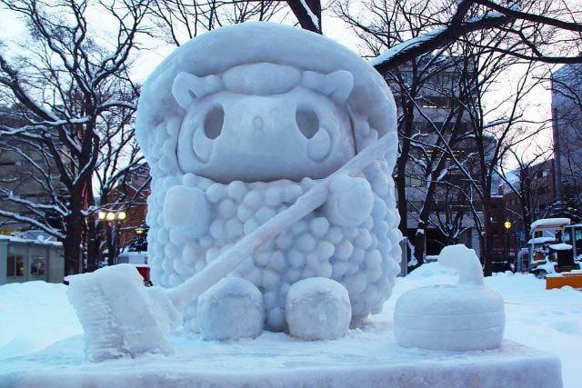 40 Best Snow Sculpture Ideas: #27 is So Cool!