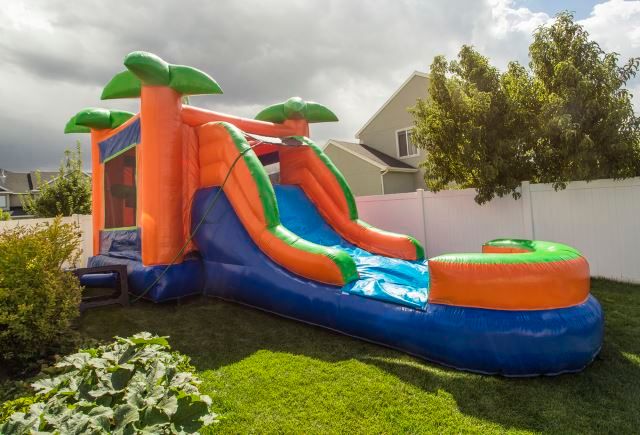 62 of the Best Backyard Entertainment Ideas Perfect for Summer