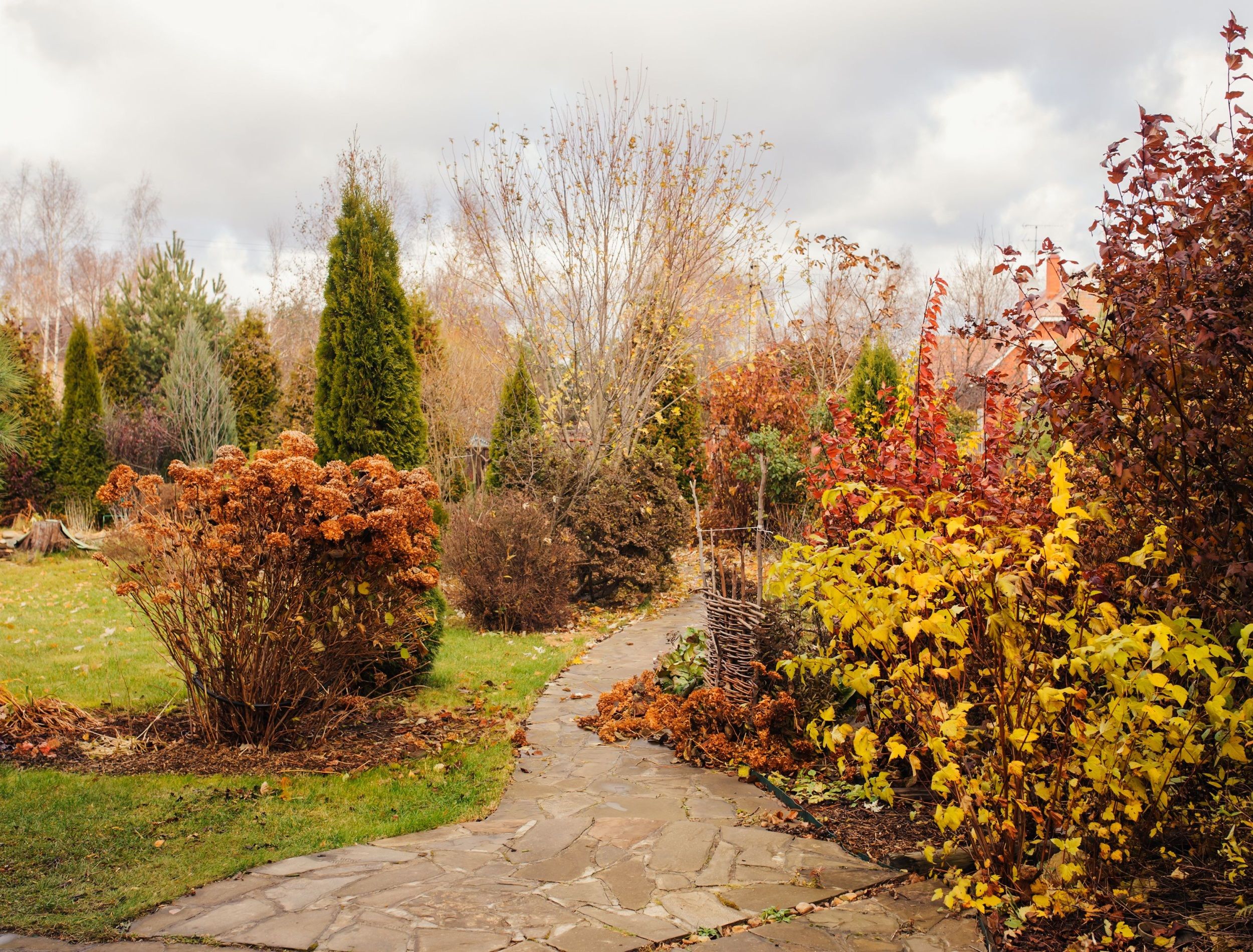 22 of the Best Fall Landscape Ideas: #17 is Perfect!