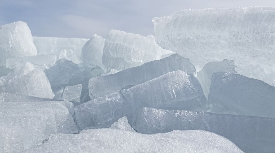 20 Super Fun Backyard Activities in Winter