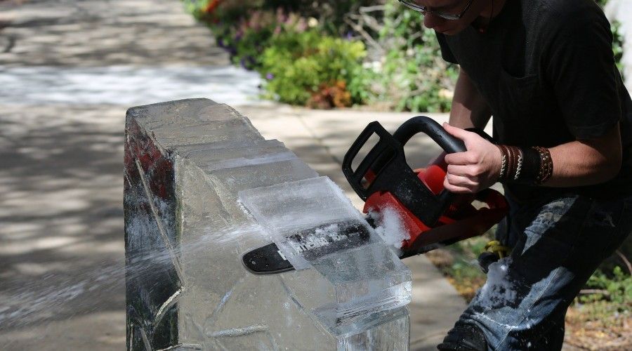 20 Super Fun Backyard Activities in Winter