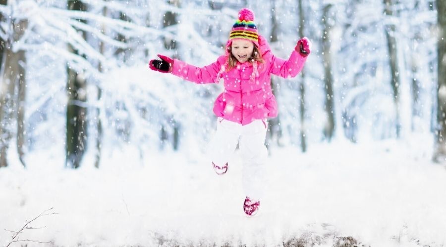 20 Super Fun Backyard Activities in Winter