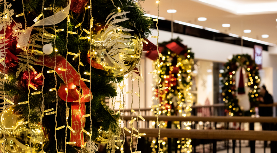 60 Christmas Ribbon Decoration Ideas