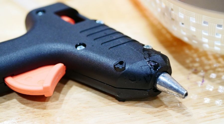 How to Create a DIY Moss Wall in Your Home