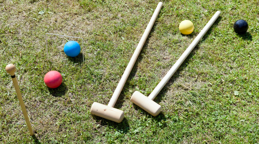 17 Fun Backyard Easter Activities