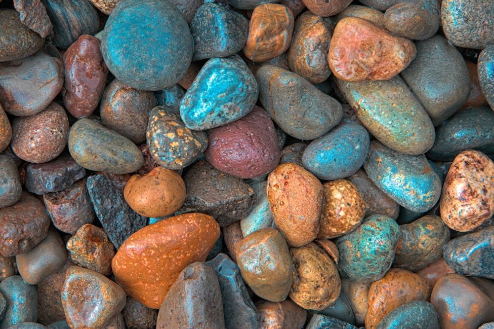 Polishing Your Landscaping Rocks: A Guide to Clean Rocks