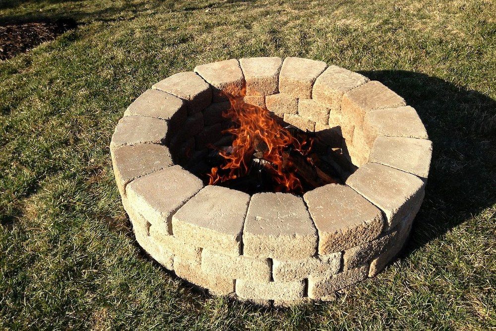 7 Best Materials For the Bottom of Your Fire Pit
