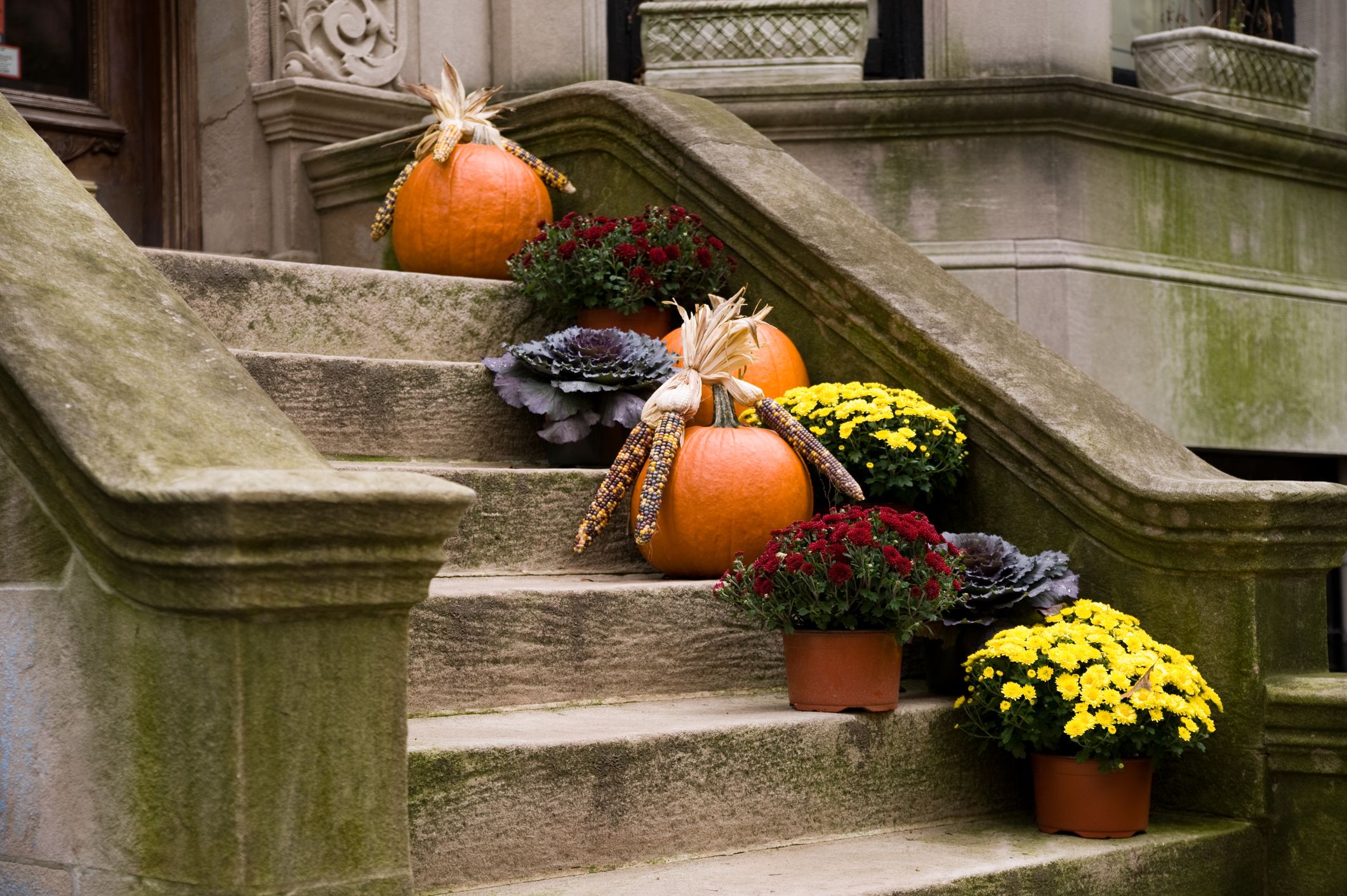 5 DIY Outdoor Décor Projects For Fall