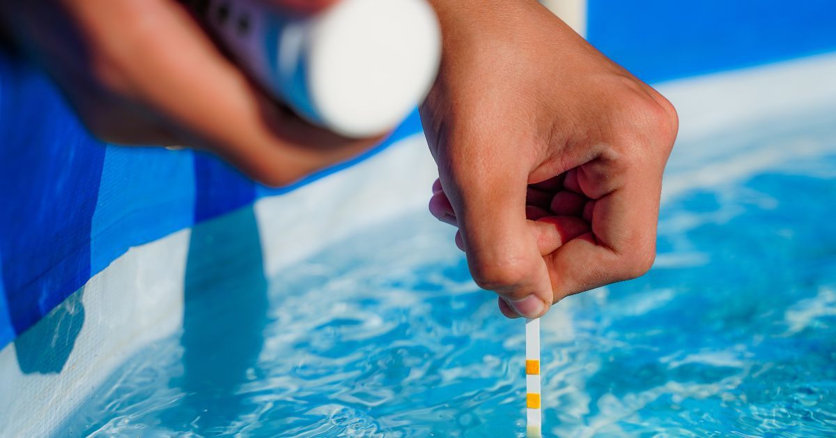 How to Use Baking Soda to Clean Your Pool Water