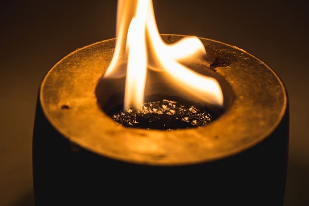 6 DIY Tabletop Fire Pit Ideas to Warm Your Space