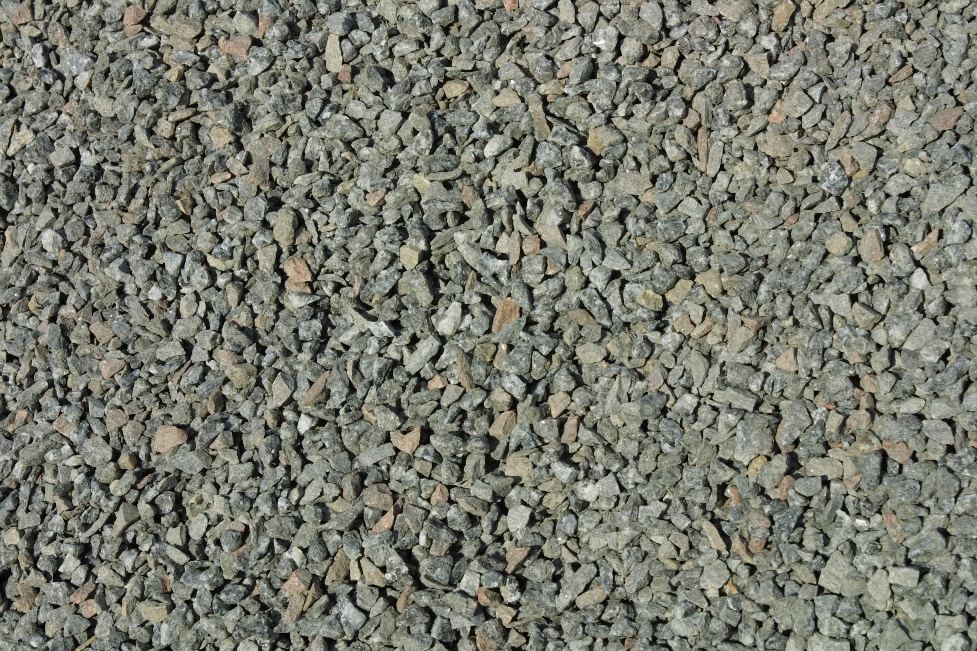 4 Types of Gravel Best For Your Driveway