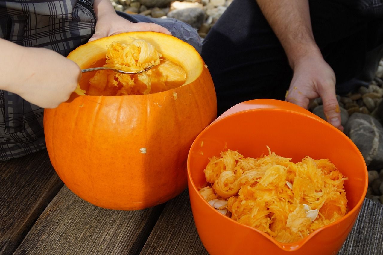 How to Carve Pumpkins