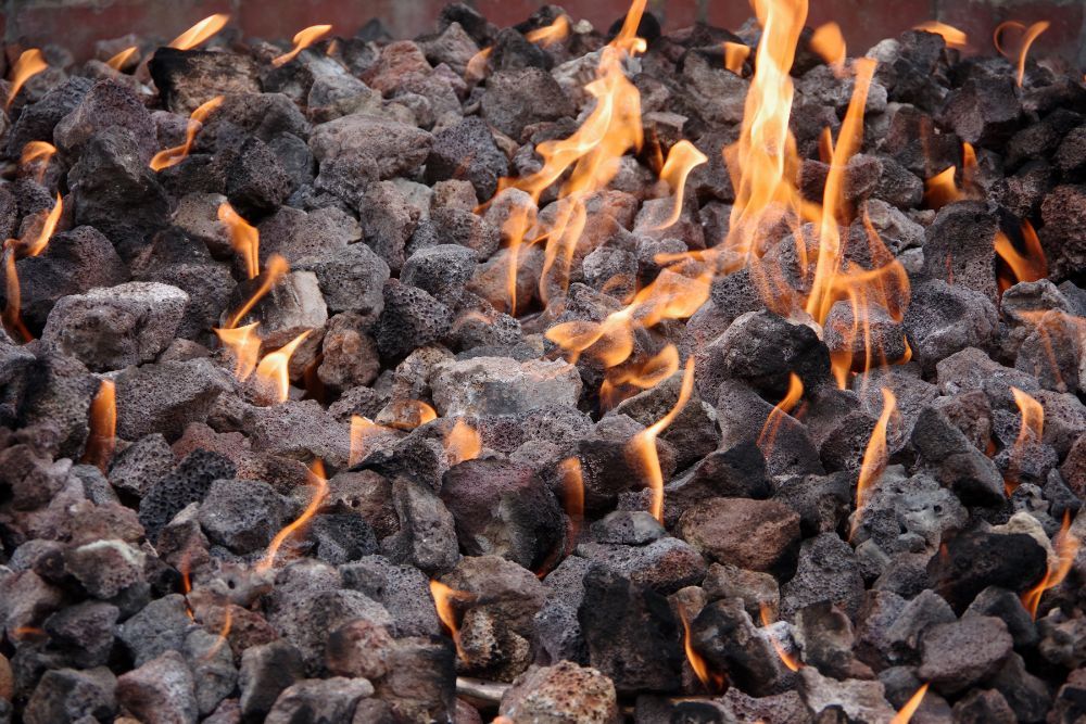 3 Best Rocks For Your Fire Pit