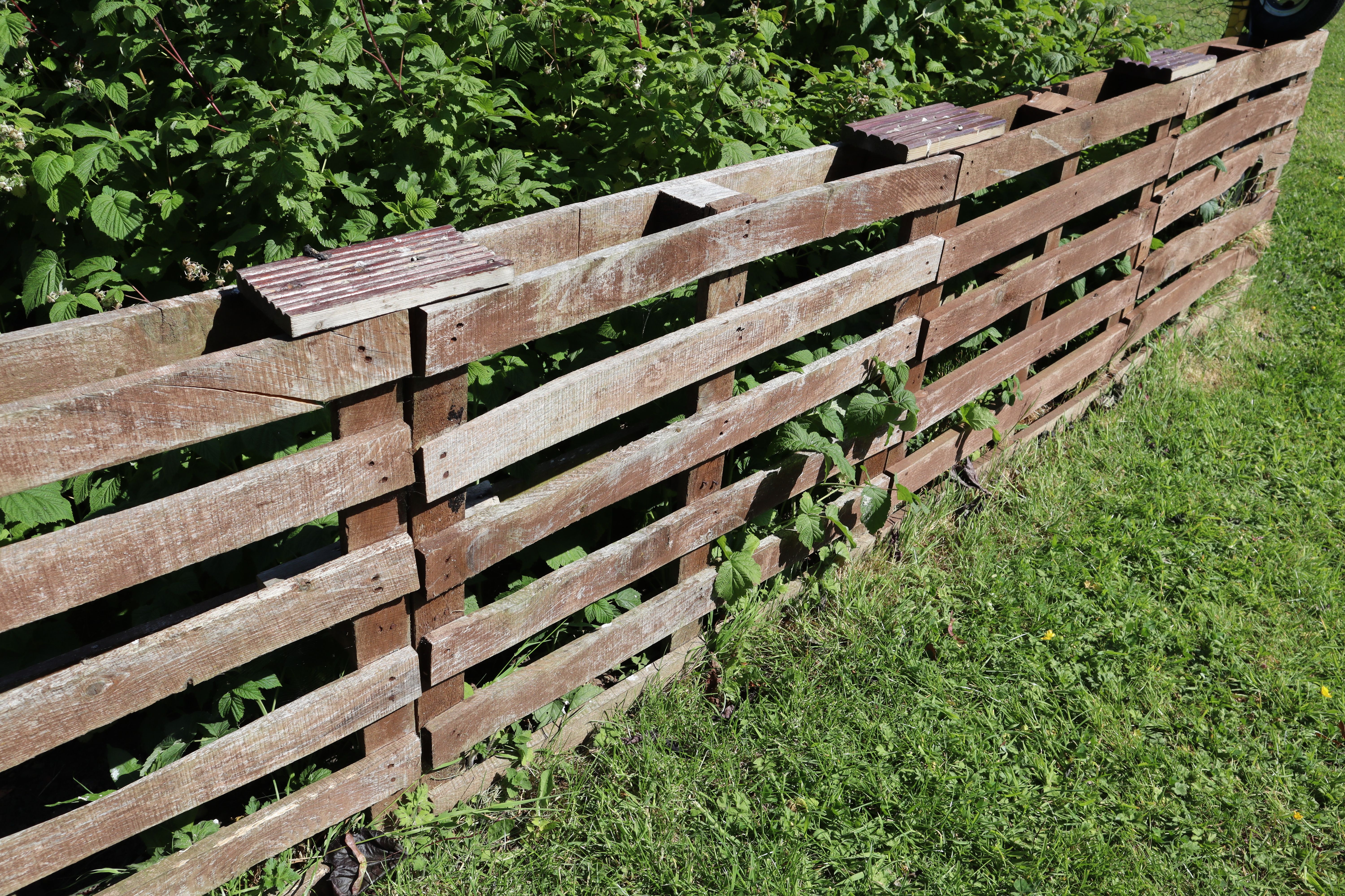 Recycled Fencing From Pallets