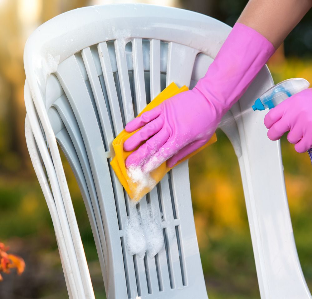 4 Tips For Protecting Your Outdoor Furniture