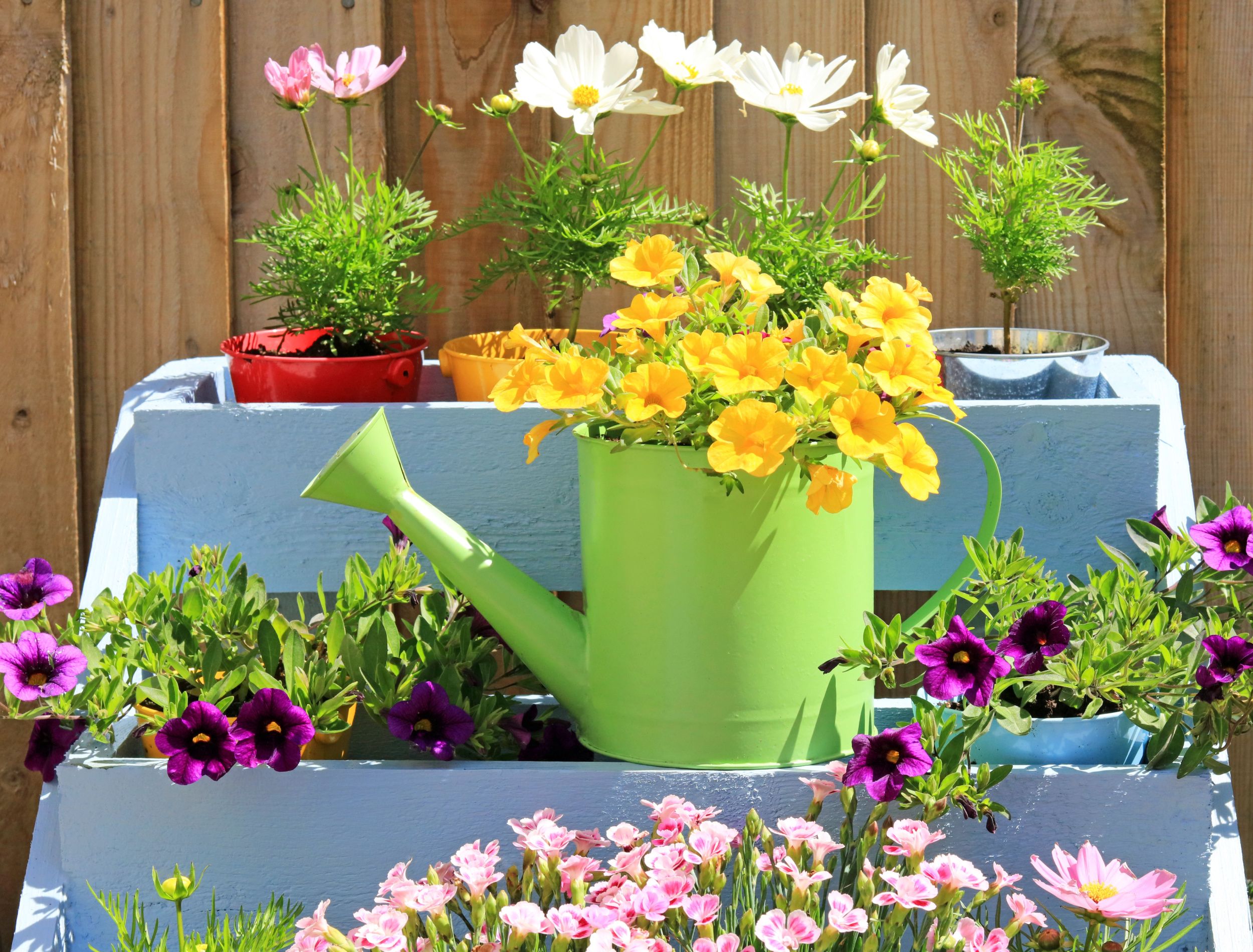 4 DIY Outdoor Plant Stand Ideas