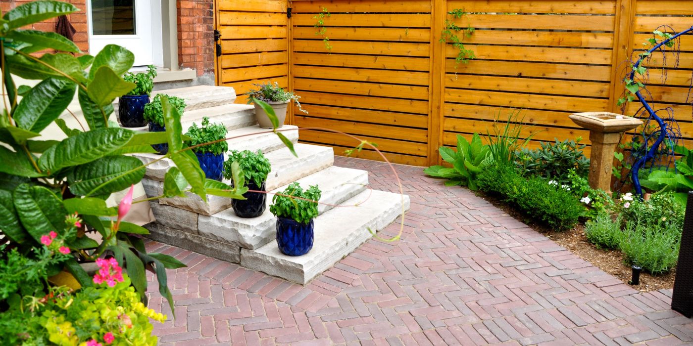Update Your Home with Unique Garden Edging Ideas