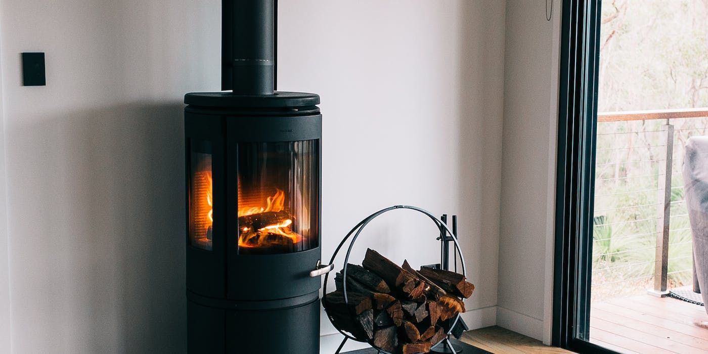 Is Elm a Good Fireplace Wood?