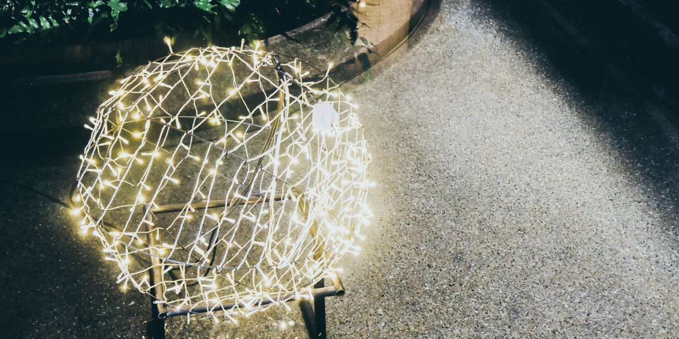 How to Hang Backyard String Lights Without Trees