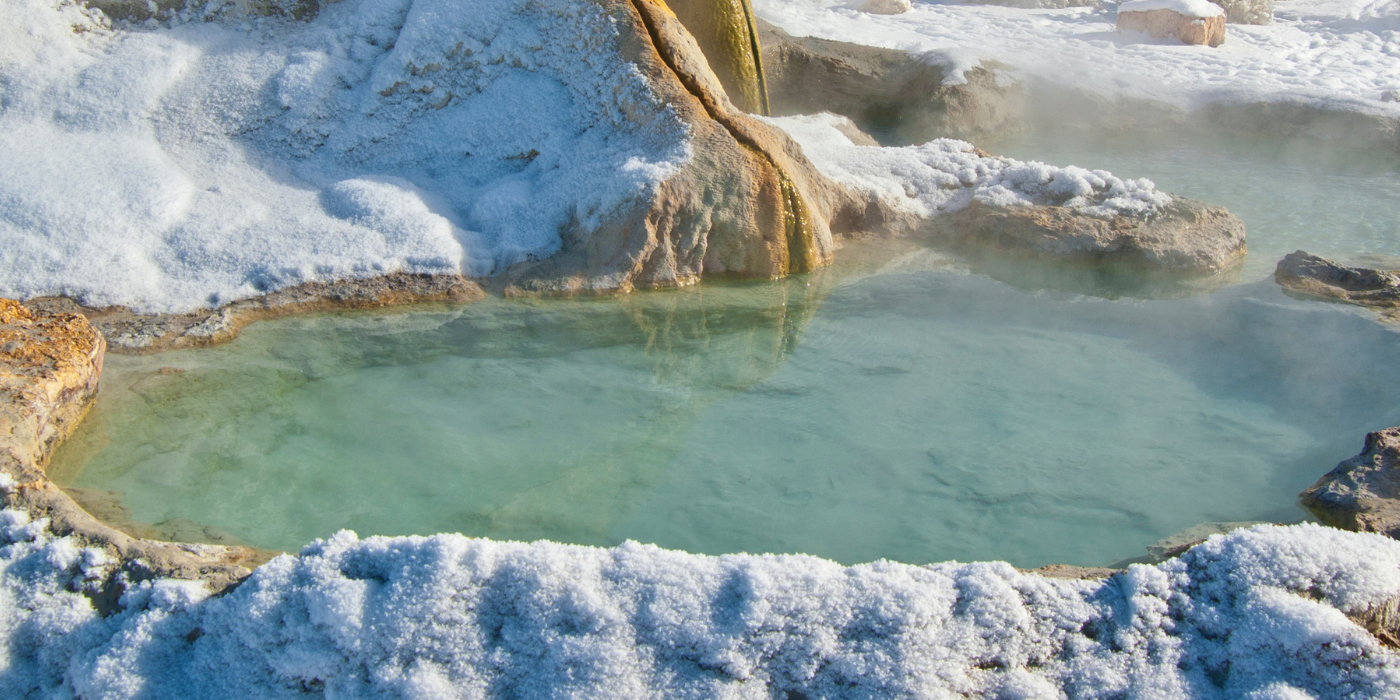 How to Safeguard Water Features in Winter: 7 Ideas