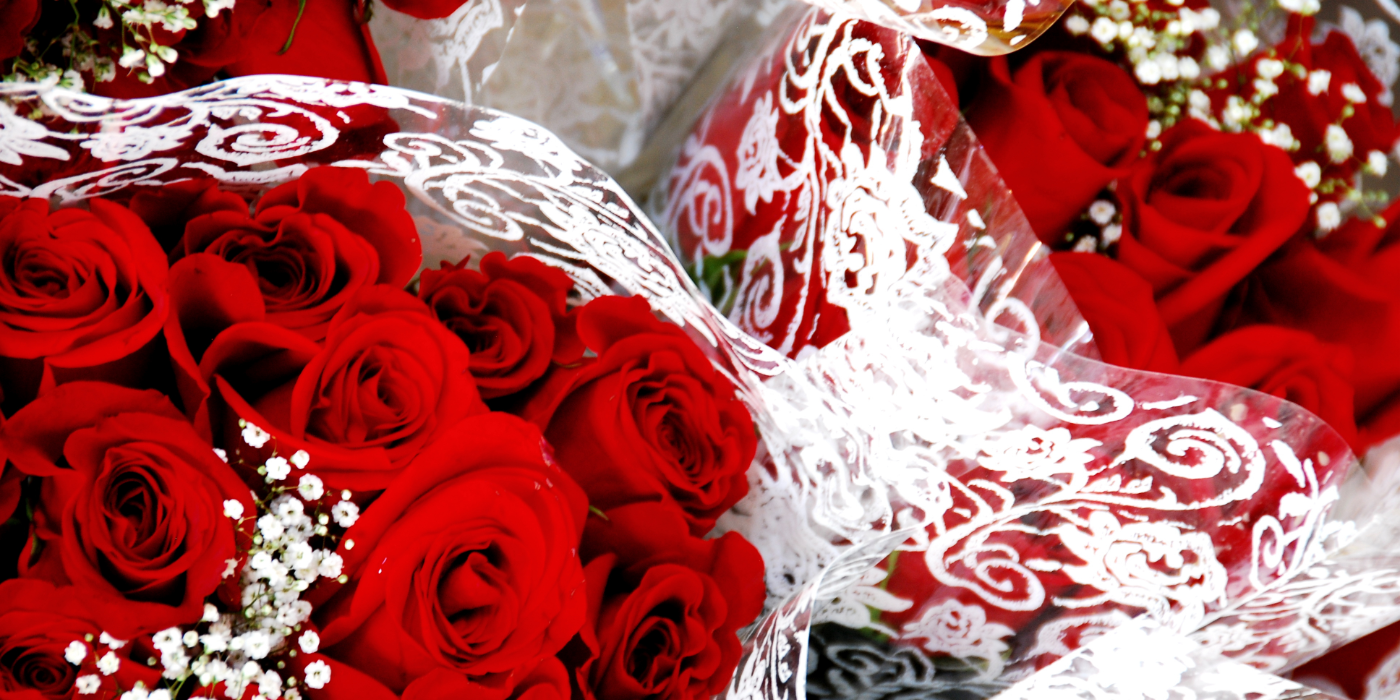 Eternity Roses: The Ultra-Luxe Eternity Flowers for A-Listers