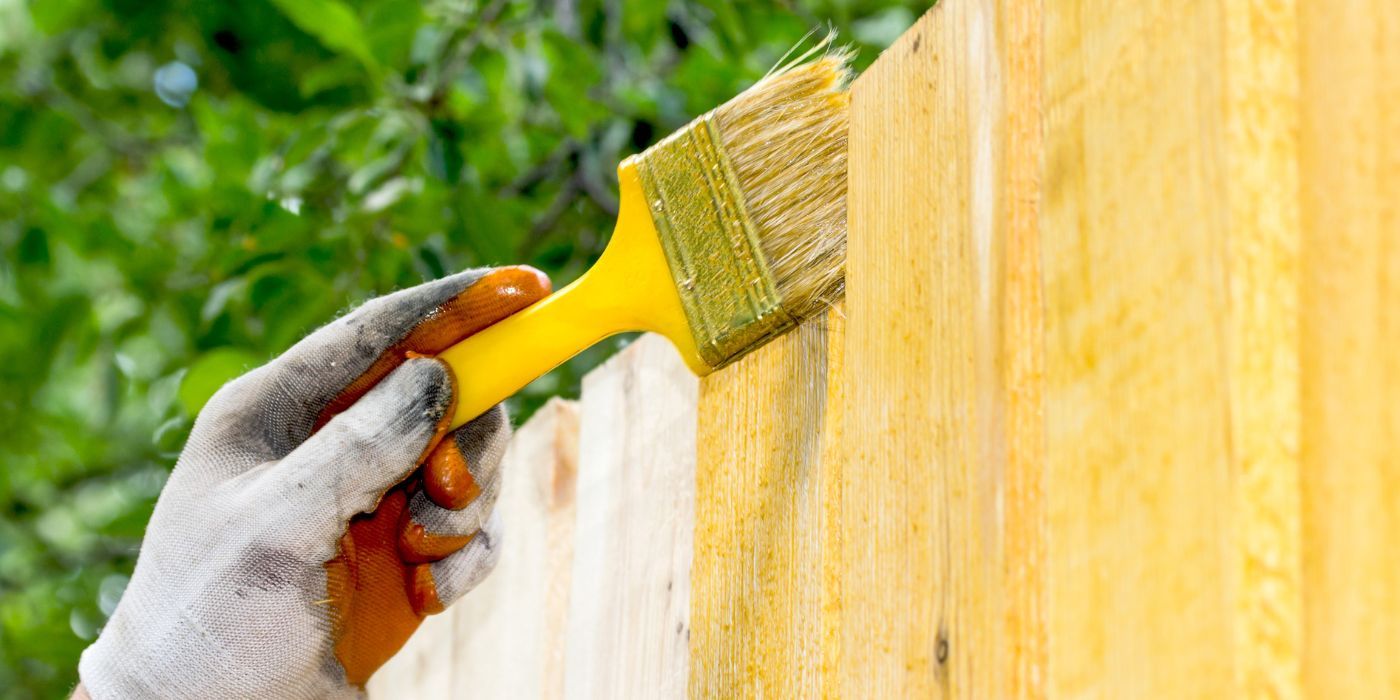 6 Creative Ideas to Transform Your Boring Garden Fence