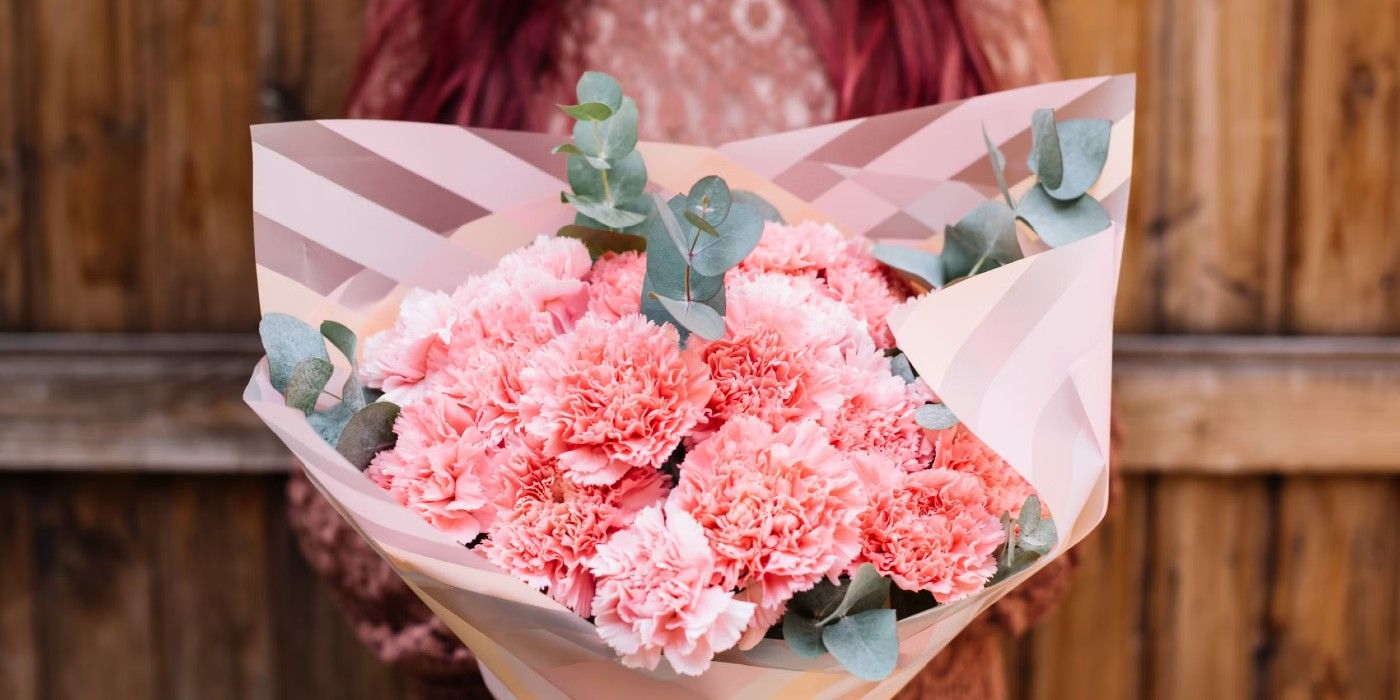 The 7 Most Symbolic Flowers for Mother's Day