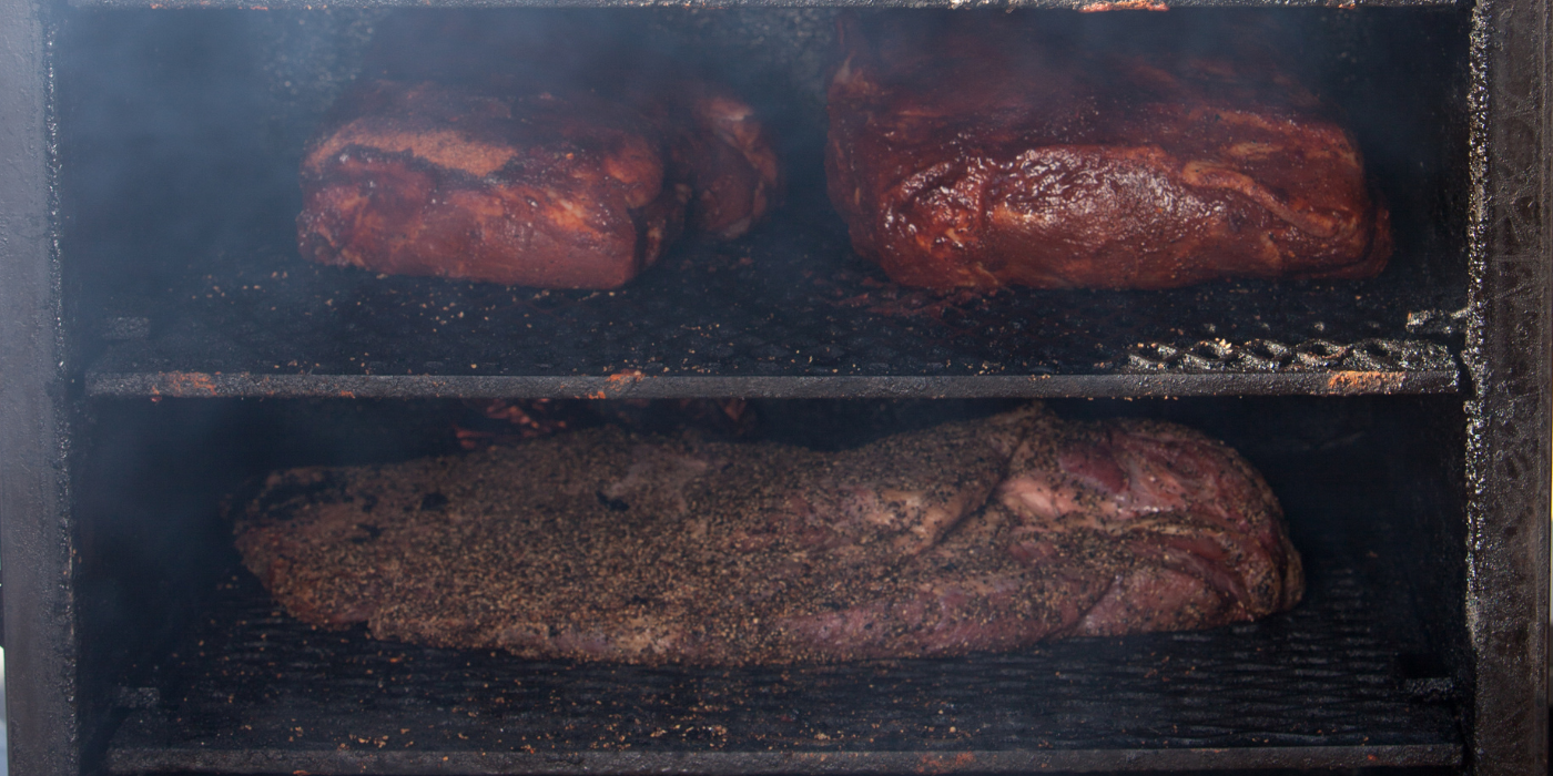 7 Popular Types of Wood For Smoking Barbecue