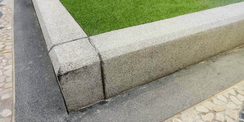 Budget-Friendly Garden Edging Ideas For Spring Beauty