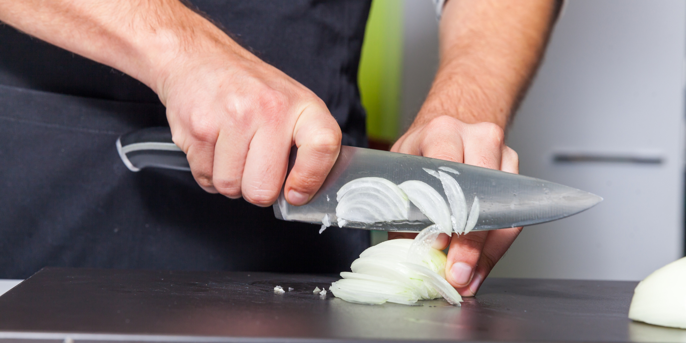 Learn How to Chop an Onion WIthout Crying With 10 Tricks