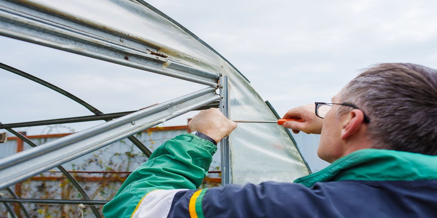 DIY Hoop House for Year-Round Gardening