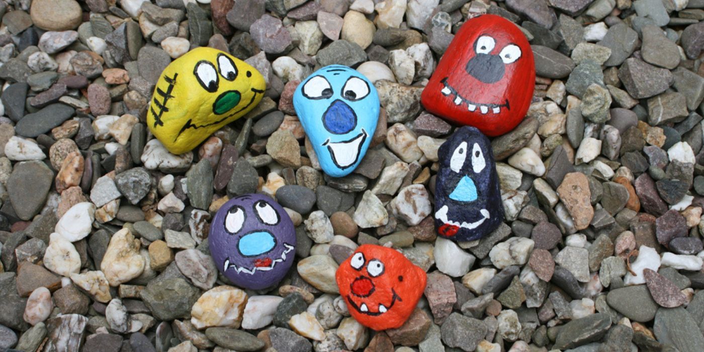 5 DIY Ideas for Painting Custom Garden Stones