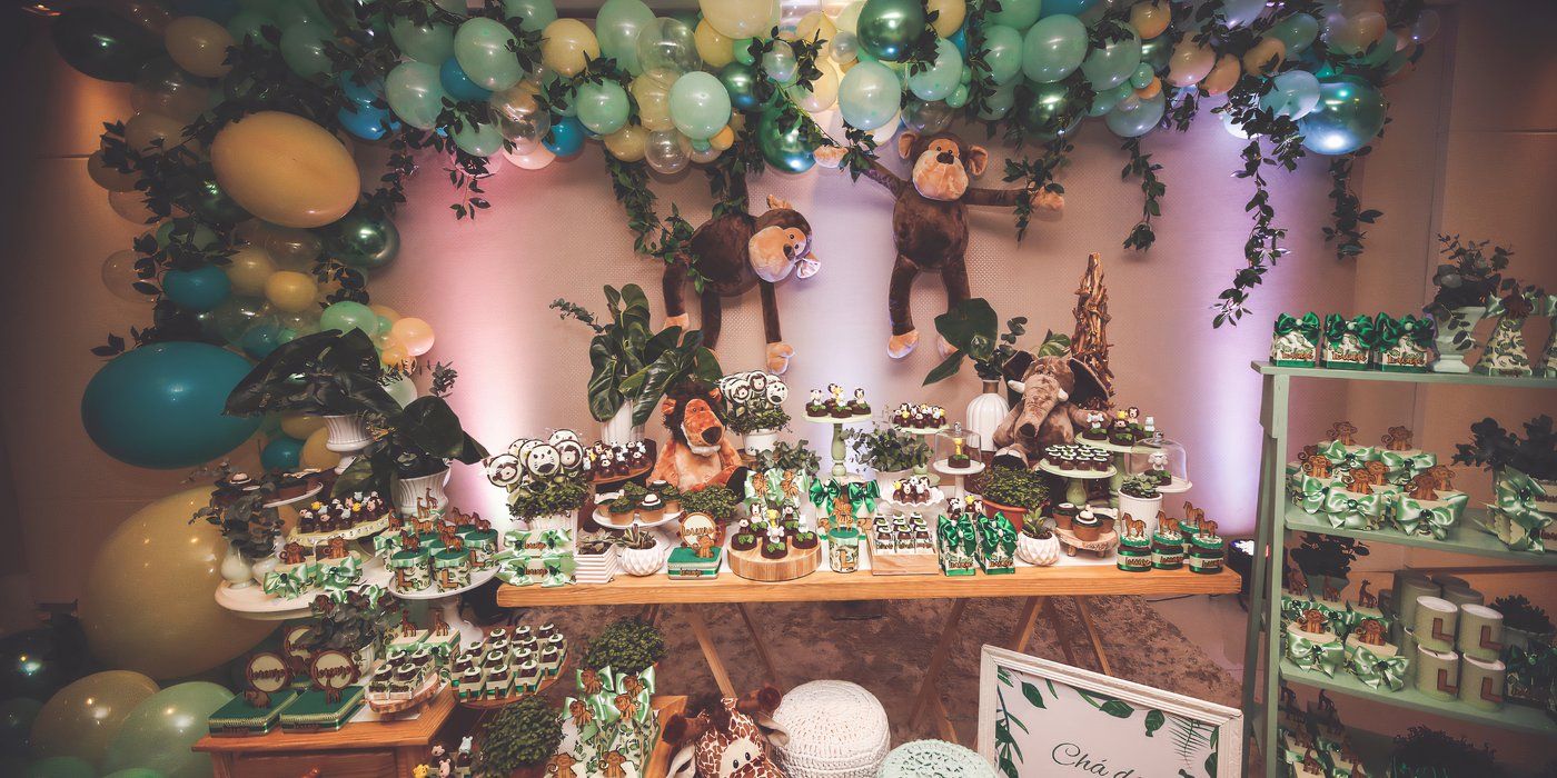 Use Flower Decorations at Your Graduation Party