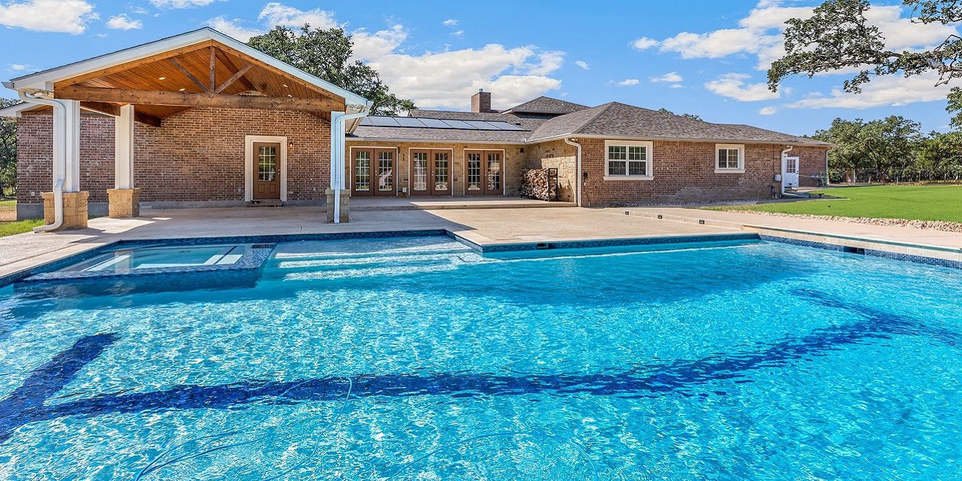 Perfect Your Pool Water With Baking Soda