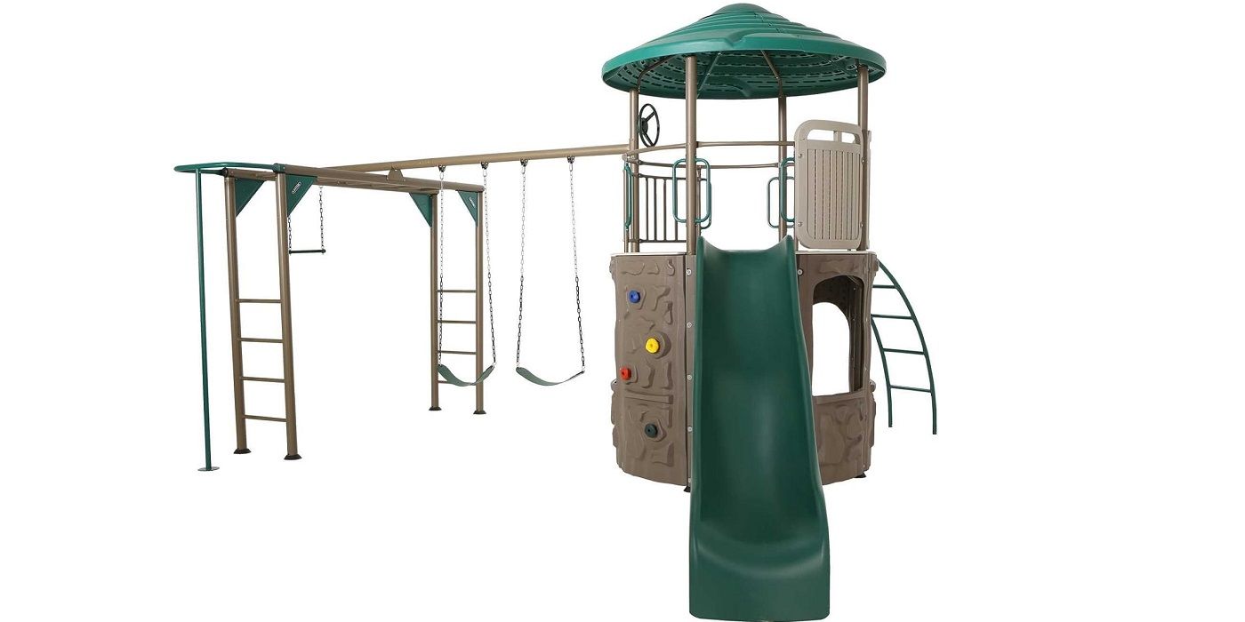 Which Playsets Are Best For Your Backyard?