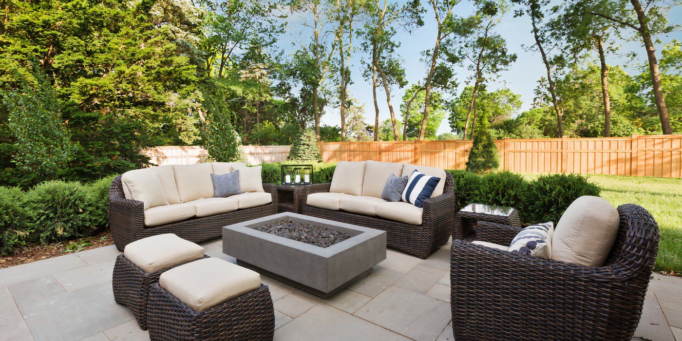 Top Ideas to Make Your Backyard Cozy This Winter