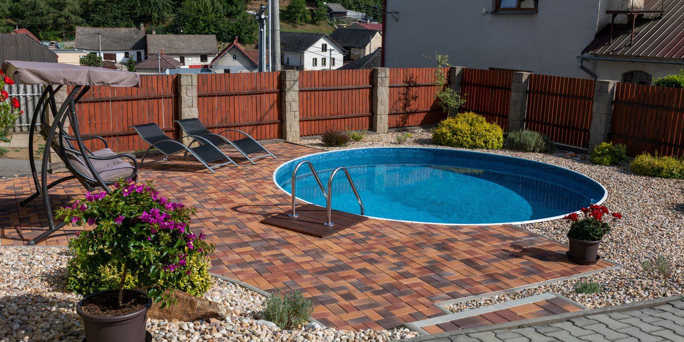 Tiny Pool, Huge Impact: Plunge Pools Are the Hot New Trend!