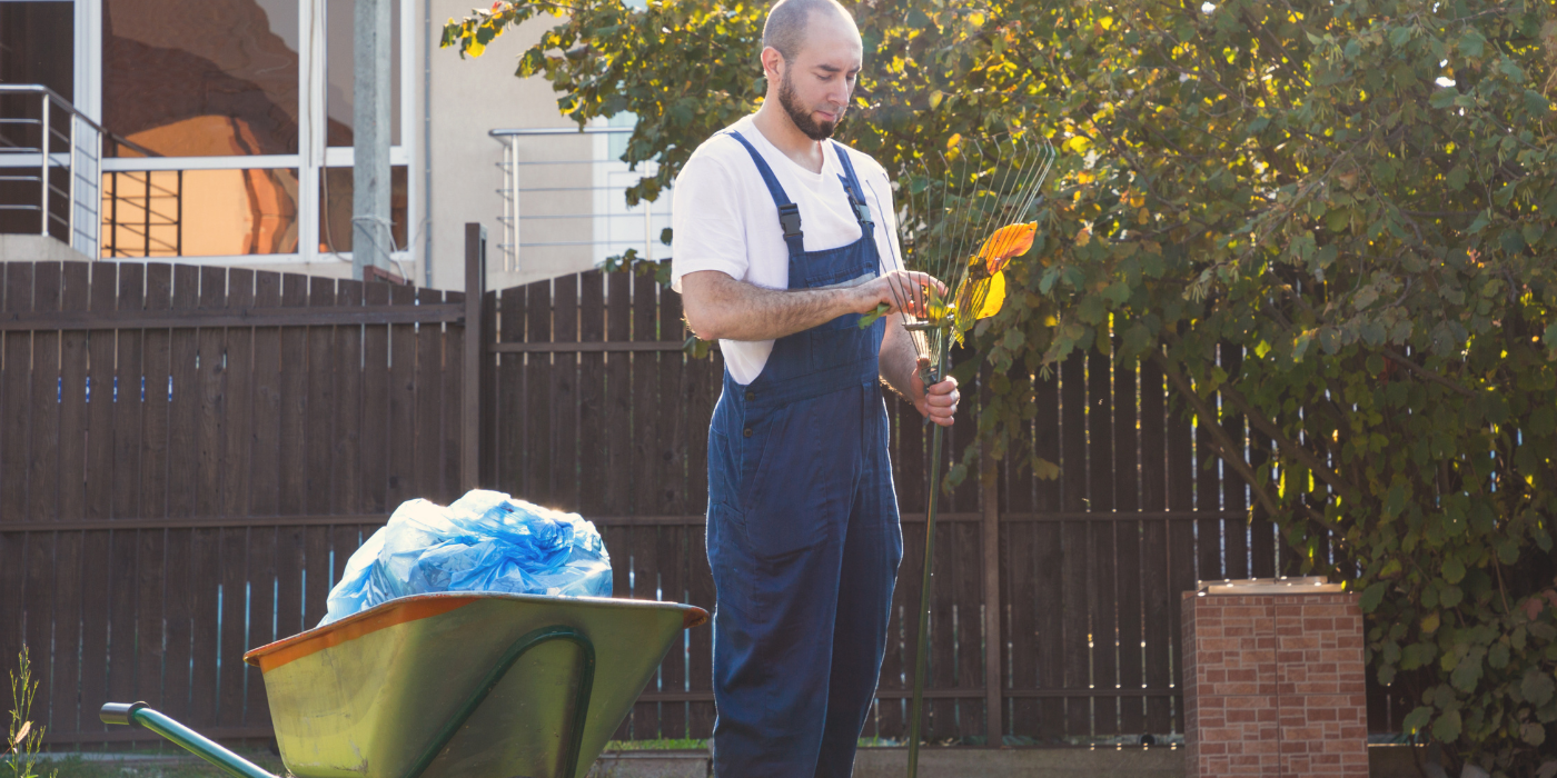 Learn How To Rake Leaves Without Straining Your Back