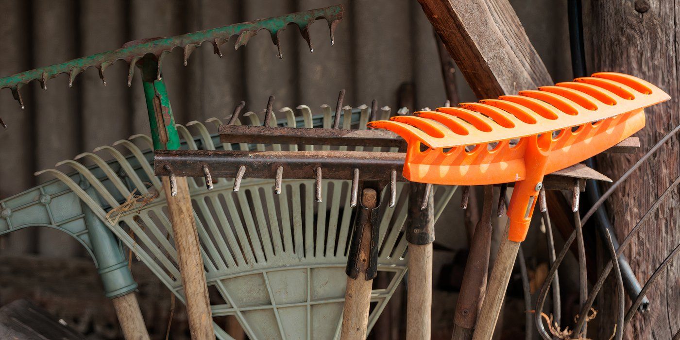 Learn How To Rake Leaves Without Straining Your Back