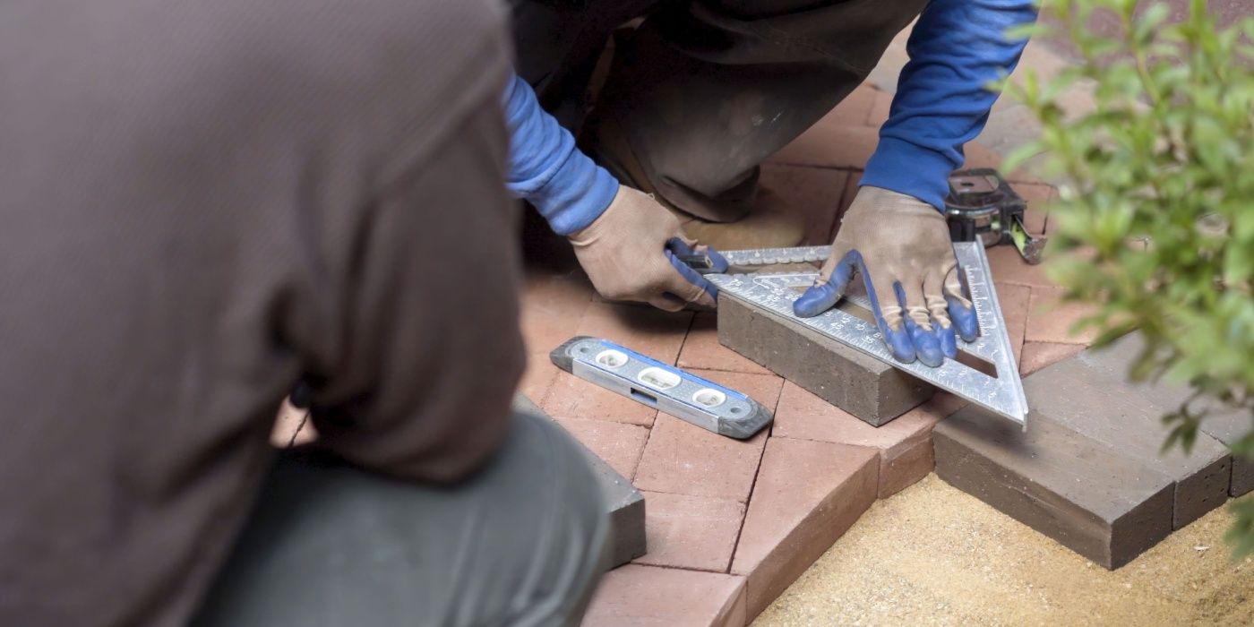 6 Standout Lawn Border Ideas for a Perfectly Sculpted Garden