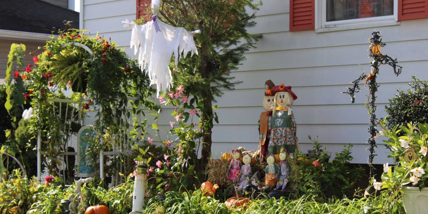 Bring Autumn to Your Outdoors: 6 Creative Fall Decor Ideas