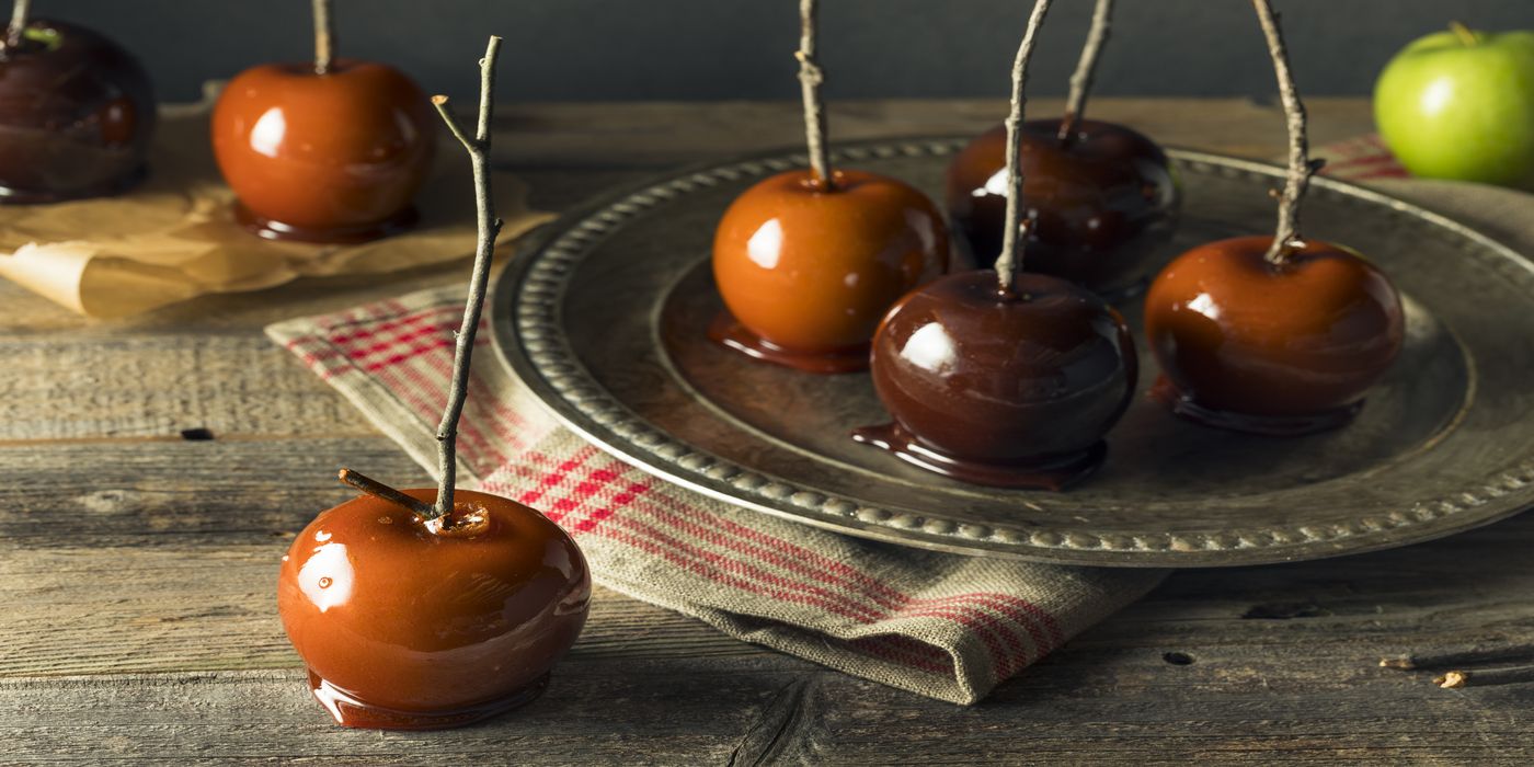 Delight Your Fall with Perfect Candy Apples