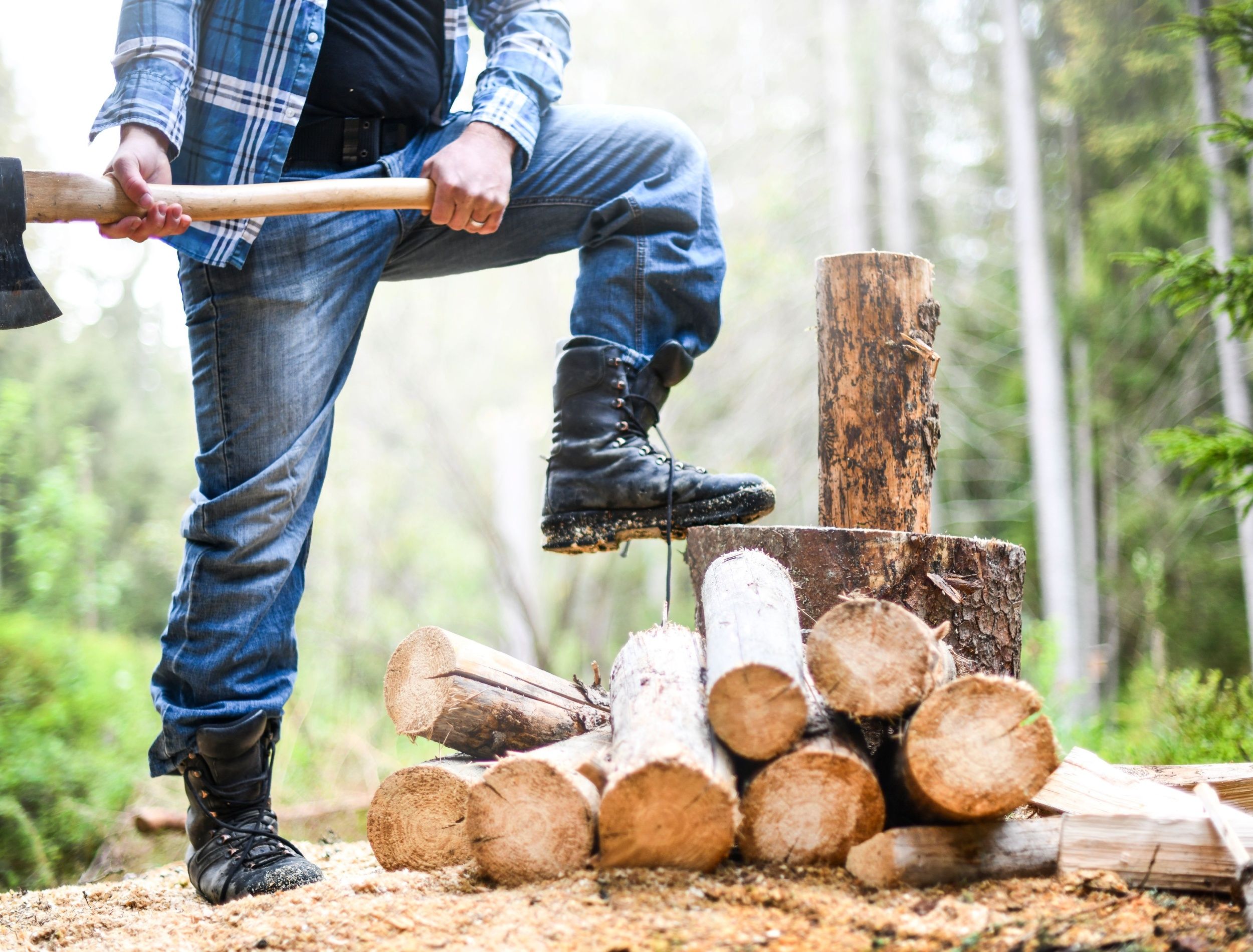 Six Tips To Learn How To Split Firewood Safely