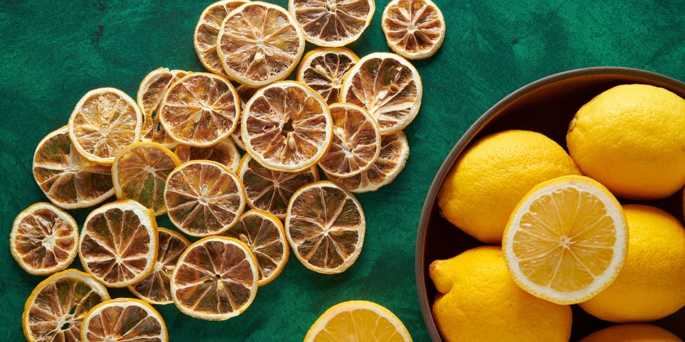 5 Dried Fruits to Add to Your Holiday Decor