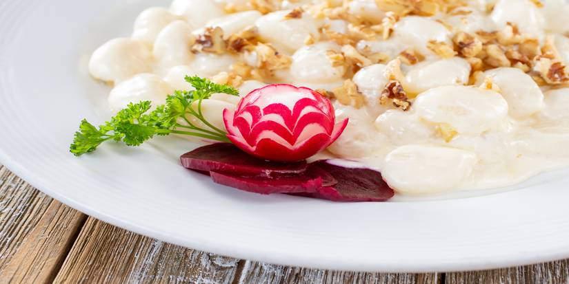 Embracing Radish Carving as a Christmas Tradition